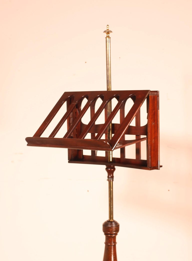 Double Lectern in Walnut, 19th Century For Sale at 1stDibs