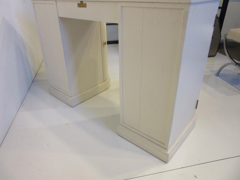 Double Pedestal Column Regency Vanity / Writing Desk by Kittinger For ...