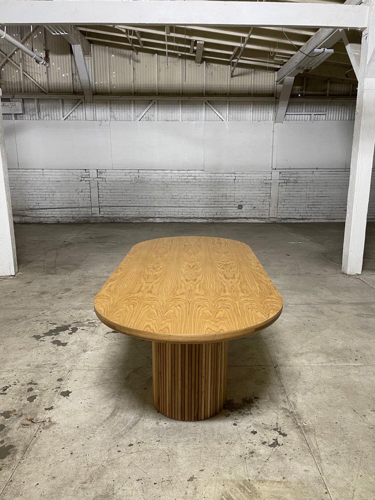 Double Reeded Pedestal Dining Table by Vintage on Point For Sale at 1stDibs