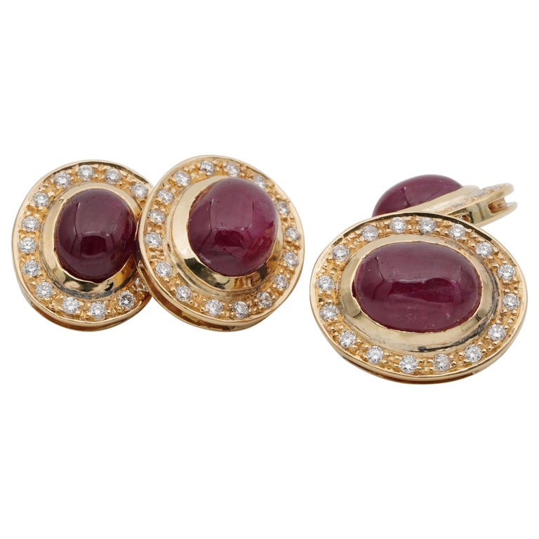 Double Sided Natural Ruby Diamond 18 Karat Vintage Gent 18 Karat Gold ...