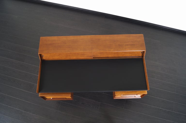 drexel perspective desk