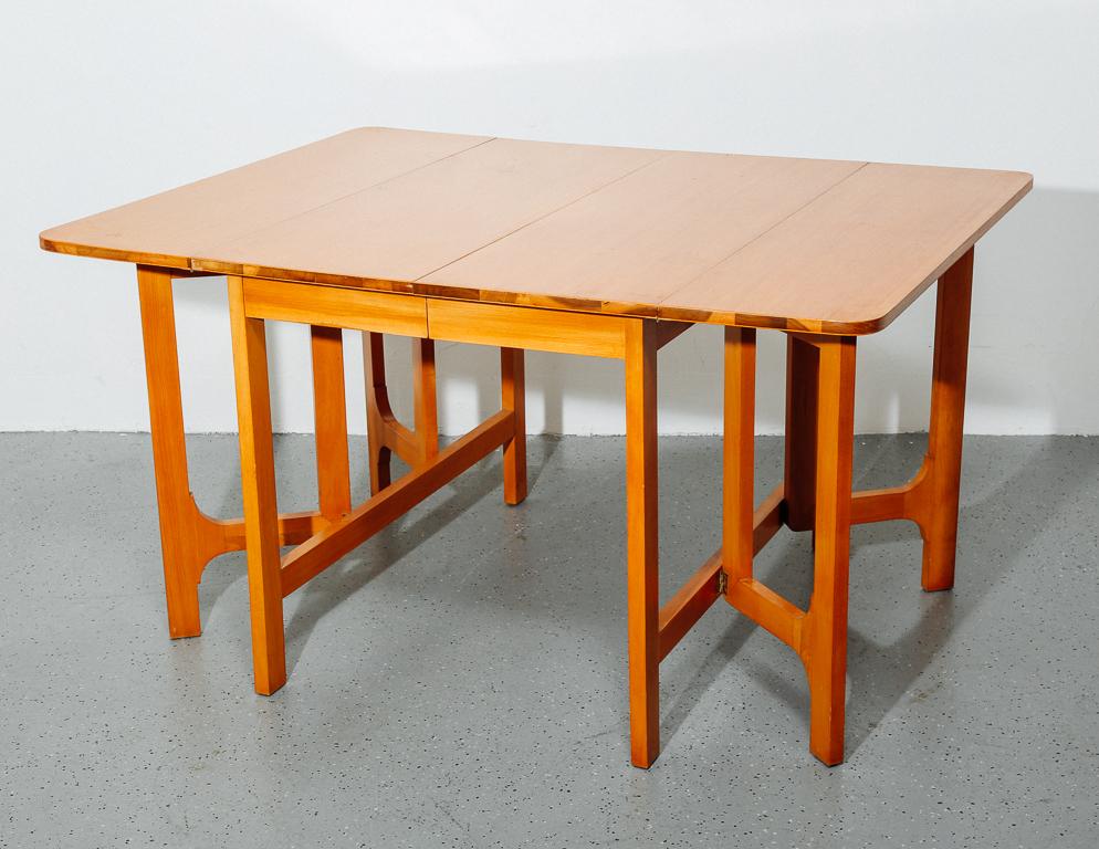Drexel 'Precedent' Expanding Dining Table at 1stDibs | expandable ...