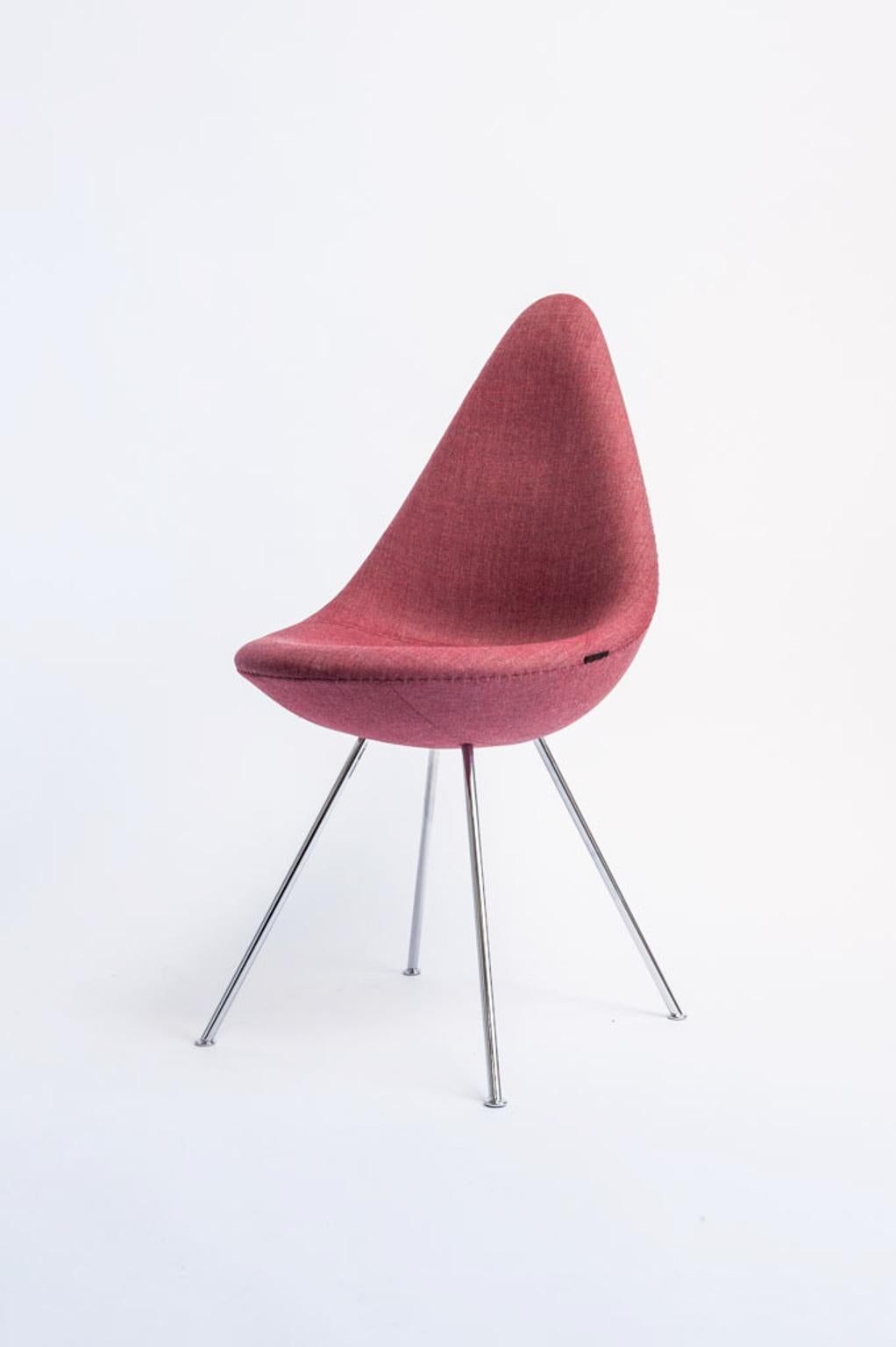 Drop Chair by Arne Jacobsen For Sale at 1stDibs | arne jacobsen drop ...
