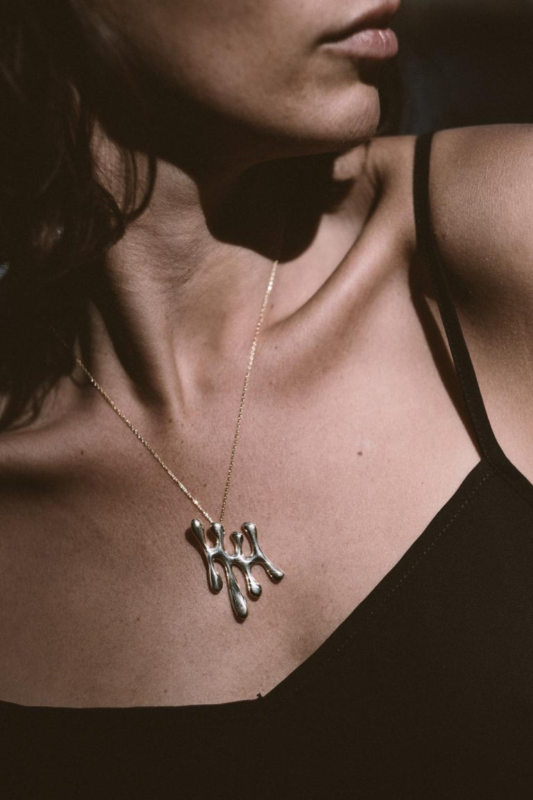 Drops Pendant Gold Necklace For Sale at 1stDibs