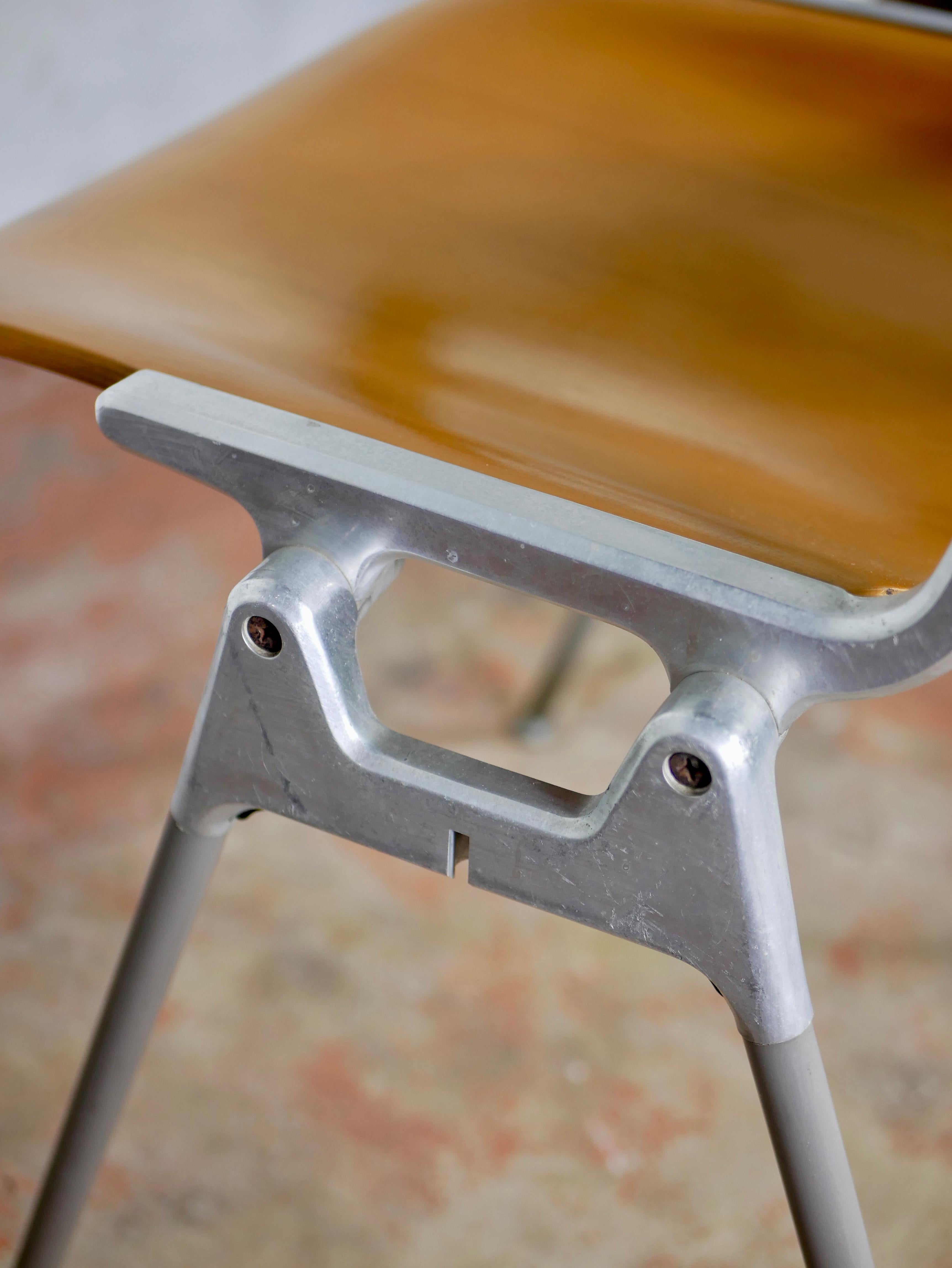 DSC 106 wood chair by Giancarlo Piretti for Castelli at 1stDibs