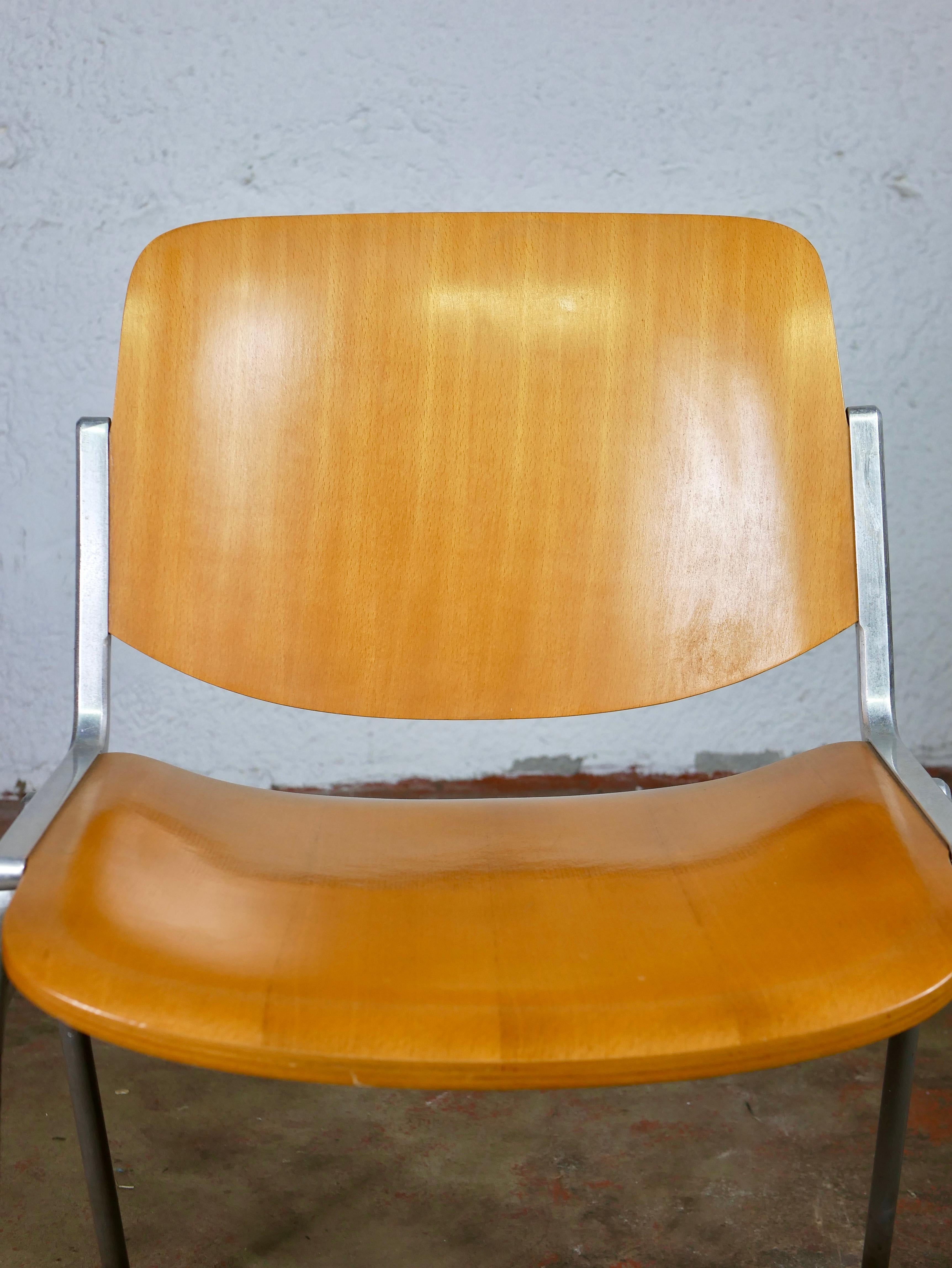 DSC 106 wood chair by Giancarlo Piretti for Castelli at 1stDibs