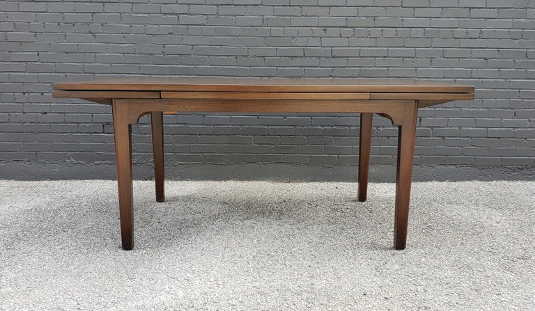 Dunbar Dining Table by Edward Wormley with Retractable Leaves Mahogany ...
