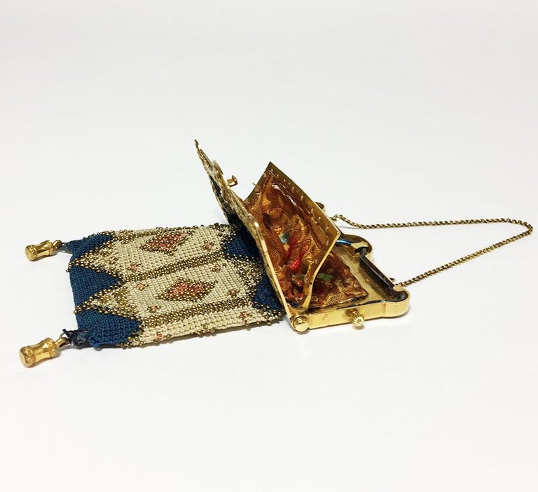 Dutch embroidered purse with golden purse mount, Amsterdam 1812 For ...