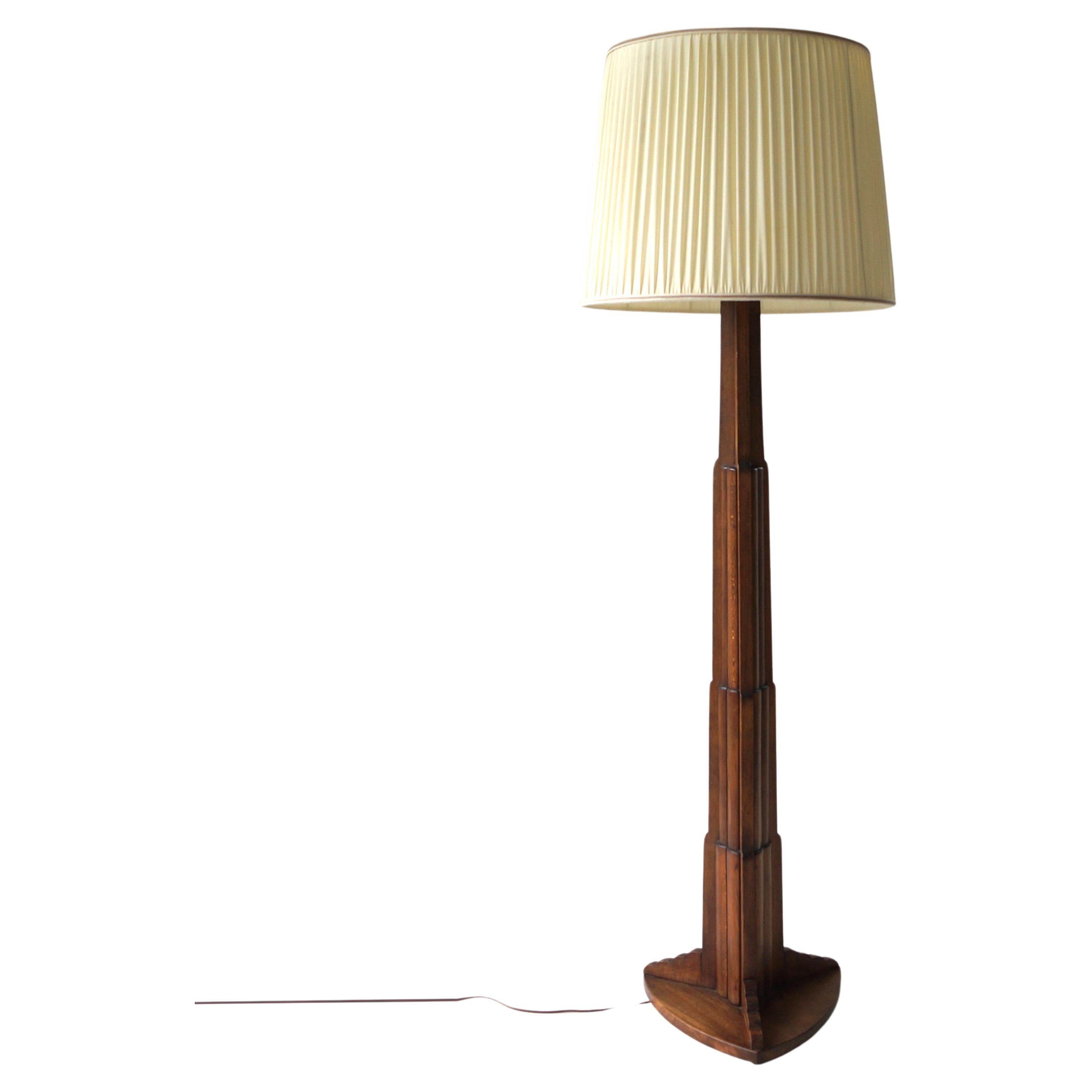 Dutch Sculptural Amsterdam School floor lamp, 1920s For Sale at 1stDibs