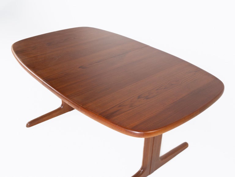 Dyrlund Style Mid Century Teak Dining Table For Sale at 1stDibs