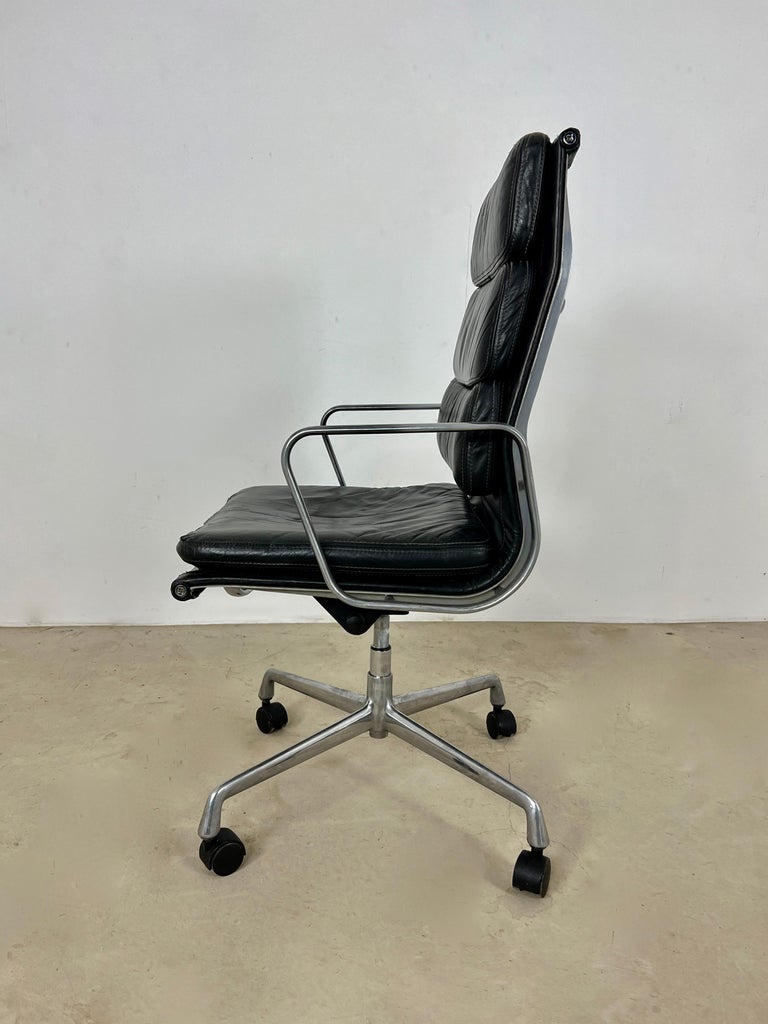 Ea 216 Soft Pad Desk Chair by Charles and Ray Eames for ICF, 1970s For ...