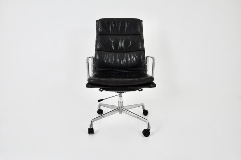Ea 216 Soft Pad Desk Chair by Charles and Ray Eames for ICF, 1970s at ...