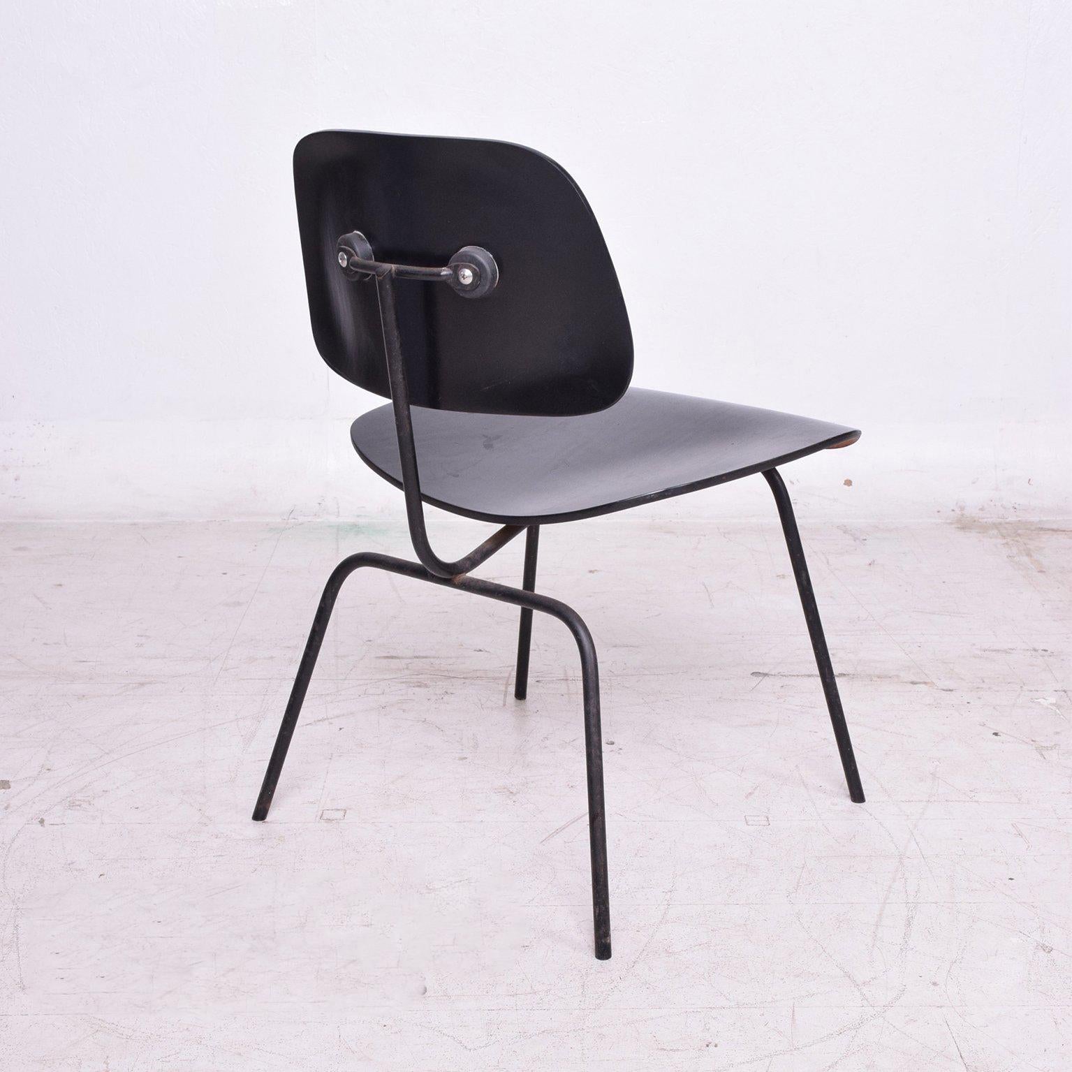 Eames DCM chair in Black, Mid-Century For Sale at 1stDibs | dcm chairs, eames dcm black, eames ...