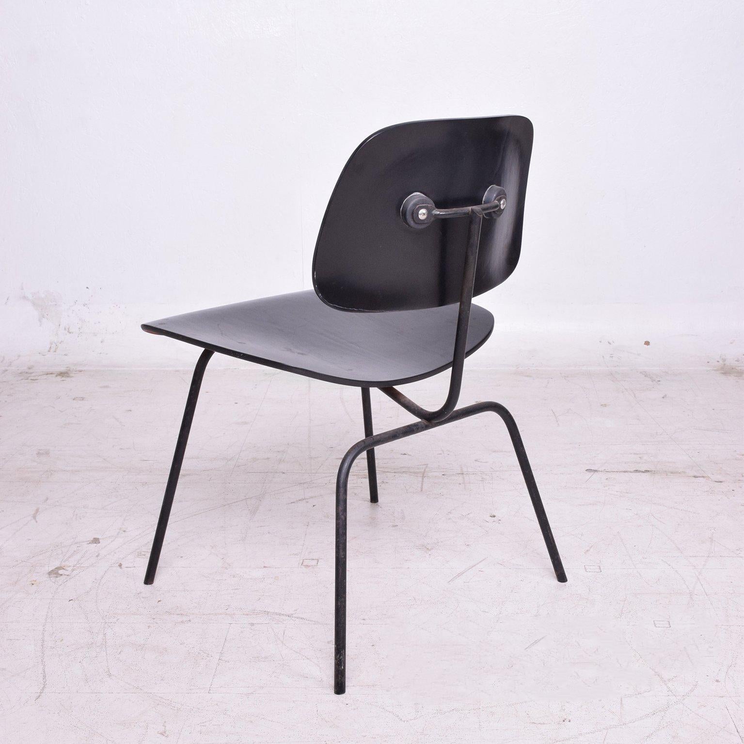 Eames DCM chair in Black, Mid-Century For Sale at 1stDibs | dcm chairs ...