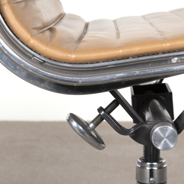 Eames Executive Office Chair in Cognac Leather for Herman Miller, USA ...