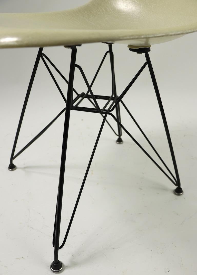 Eames Fiberglass Shell Chair on Original Eiffel Tower Base at 1stDibs
