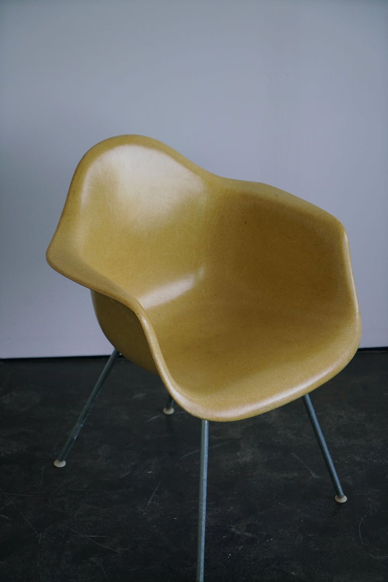 Eames for Herman Miller Dax Shell Arm Chair For Sale at 1stDibs
