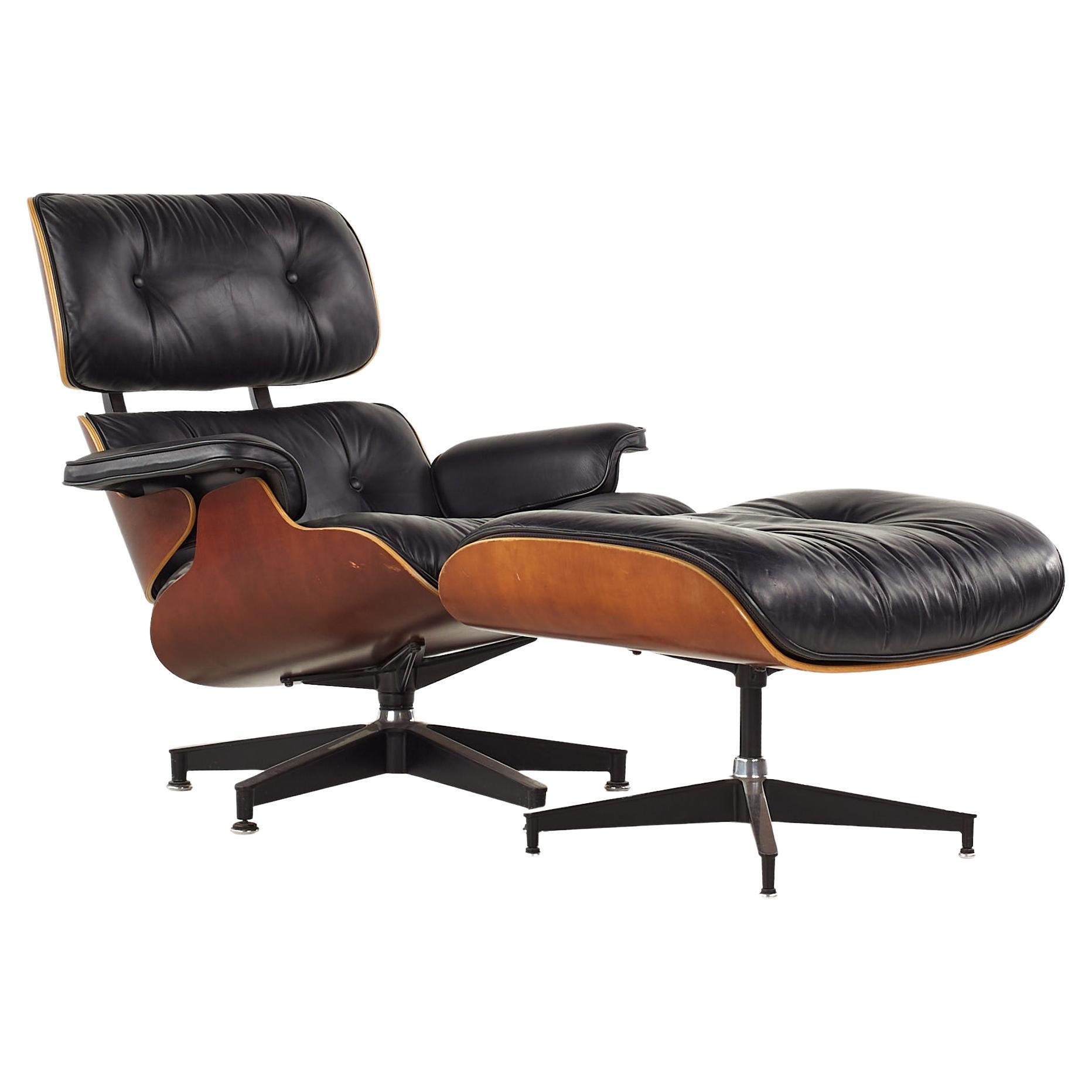 Original Rosewood and Grey Leather Eames Lounge Chair and Ottoman at ...