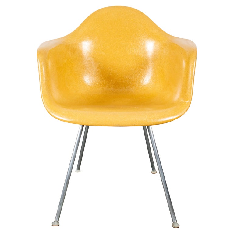 Eames Herman Miller Mid-Century Shell Chair For Sale at 1stDibs
