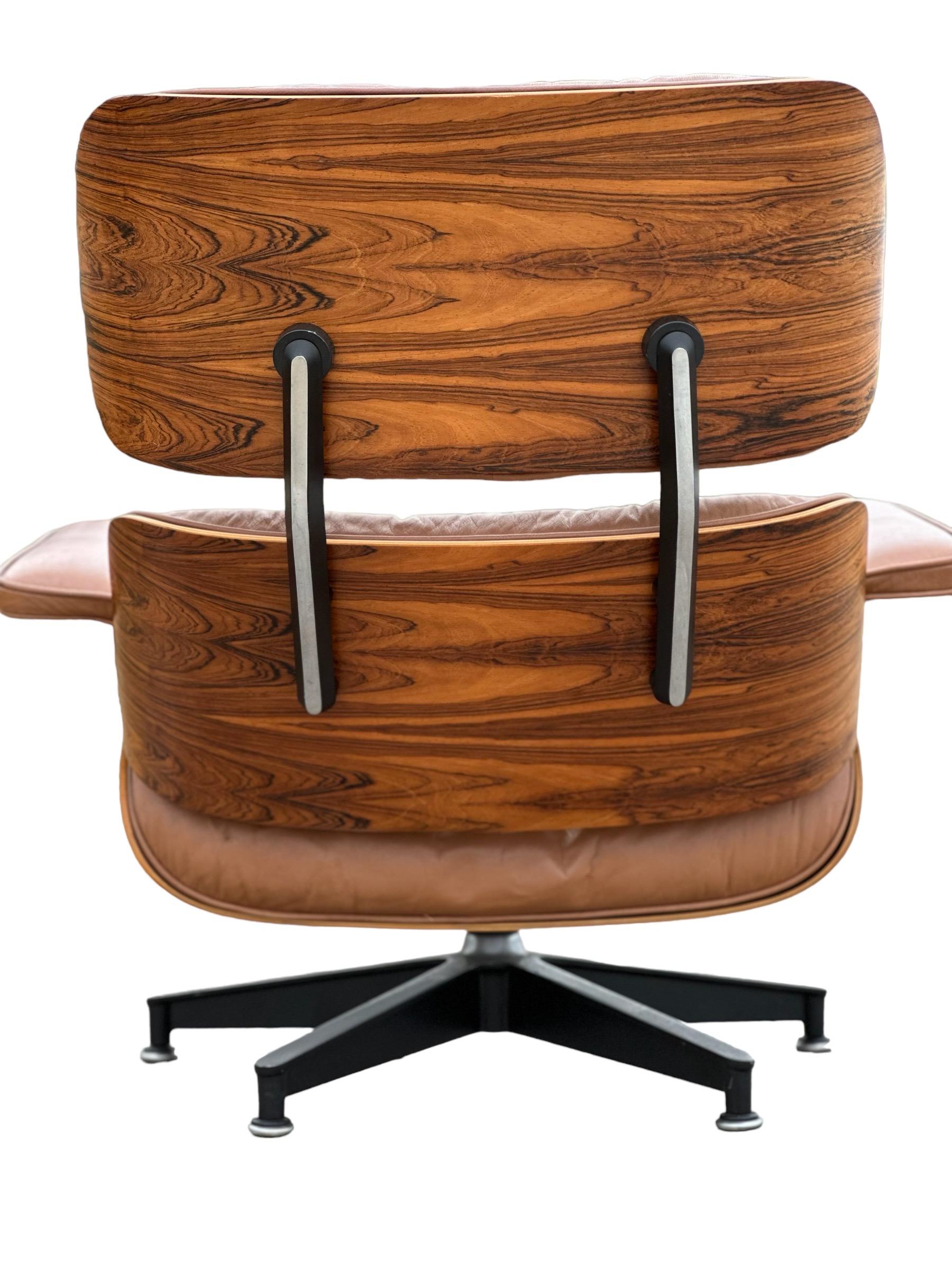 Eames Lounge Chair by Herman Miller For Sale at 1stDibs
