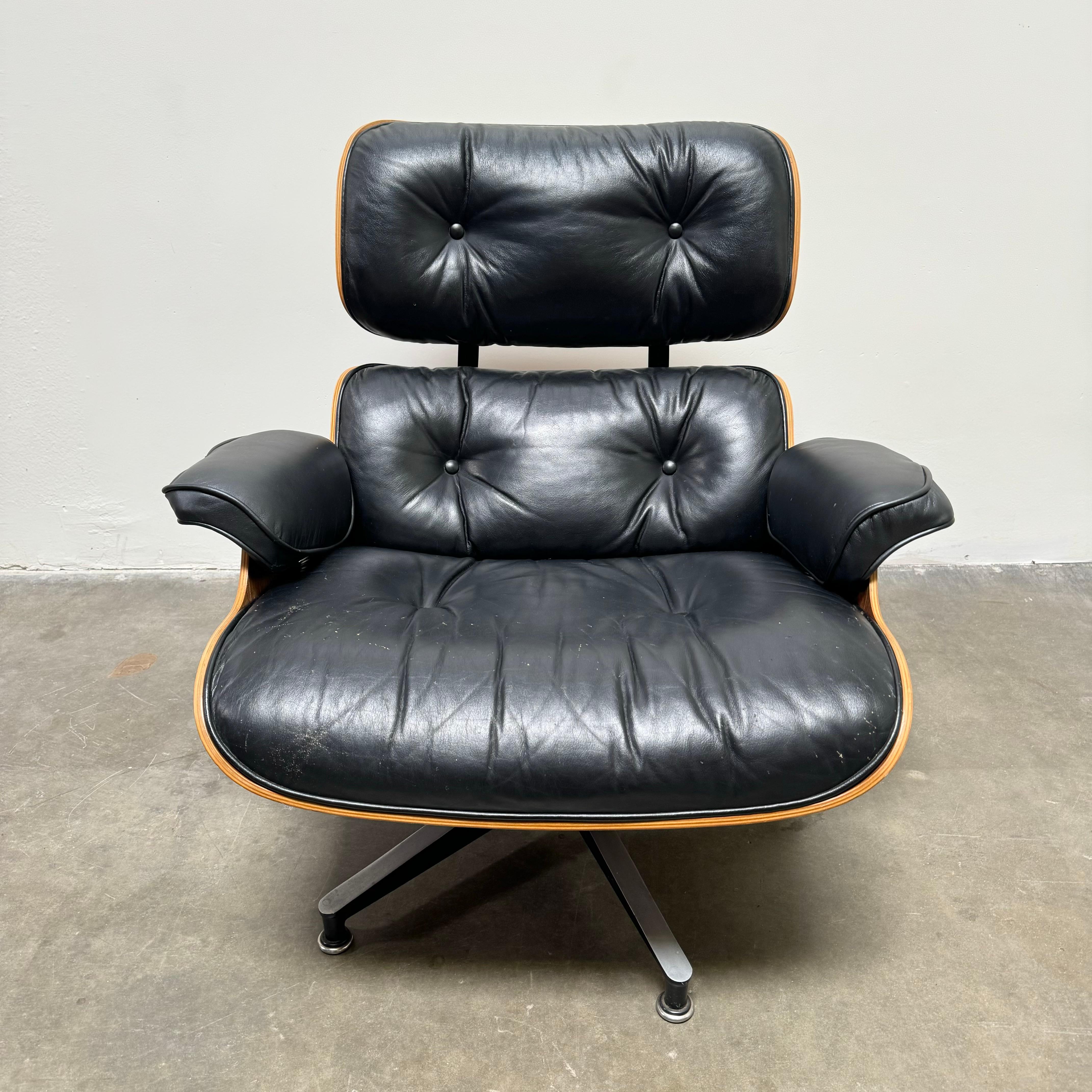 Eames Lounge Chair and Ottoman produced by Herman Miller, USA 1970s For ...