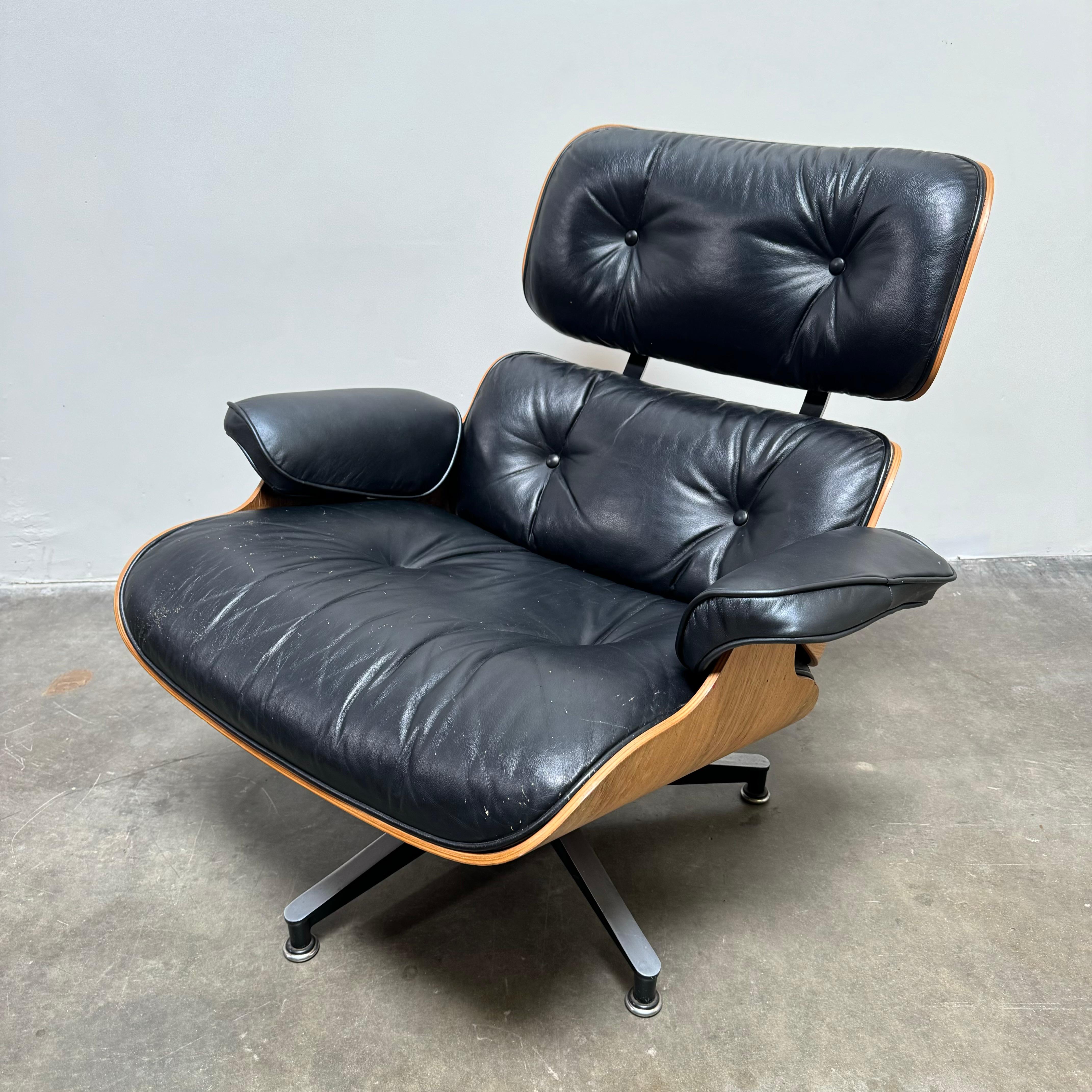 Eames Lounge Chair and Ottoman produced by Herman Miller, USA 1970s For ...