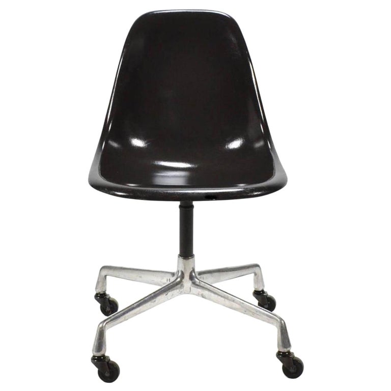 Eames Shell Chairs, Set of 6 at 1stDibs