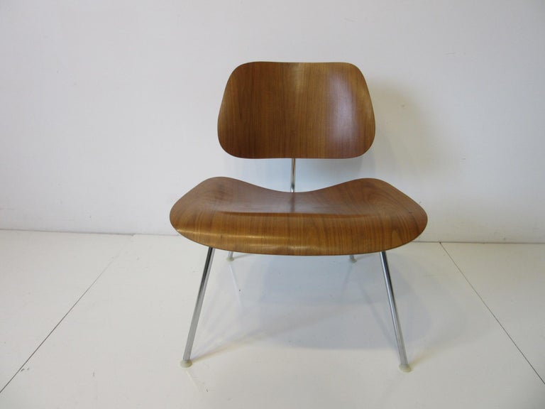 Eames Walnut LCM Lounge Chair with Chrome Frame for Herman Miller 'A ...