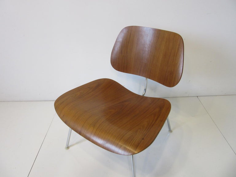 Eames Walnut LCM Lounge Chair with Chrome Frame for Herman Miller 'A ...
