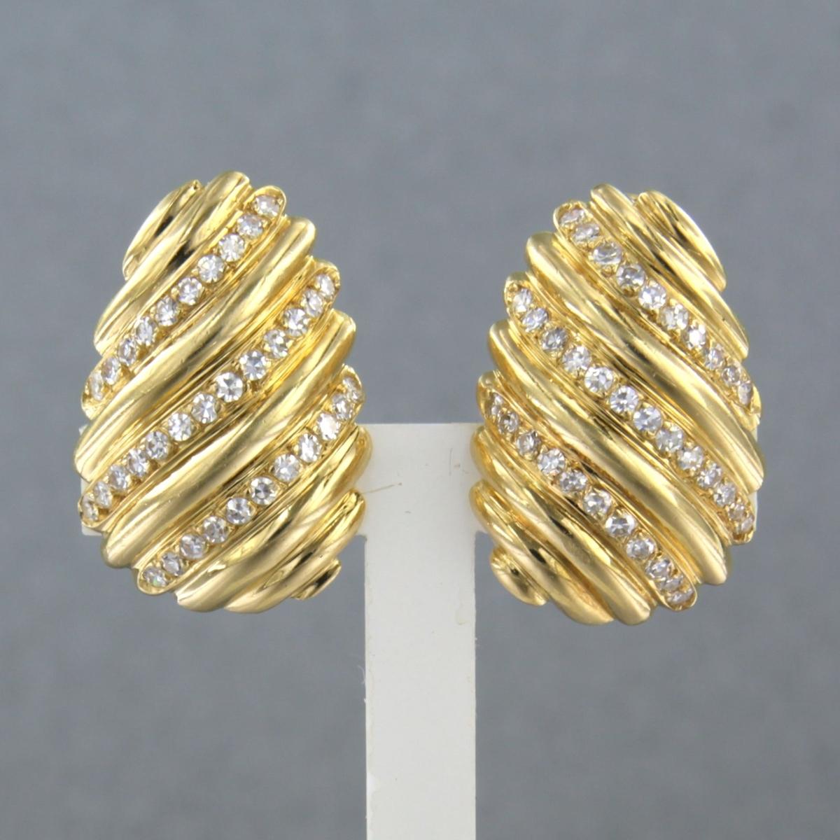 Earclips with diamonds 18k yellow gold For Sale at 1stDibs