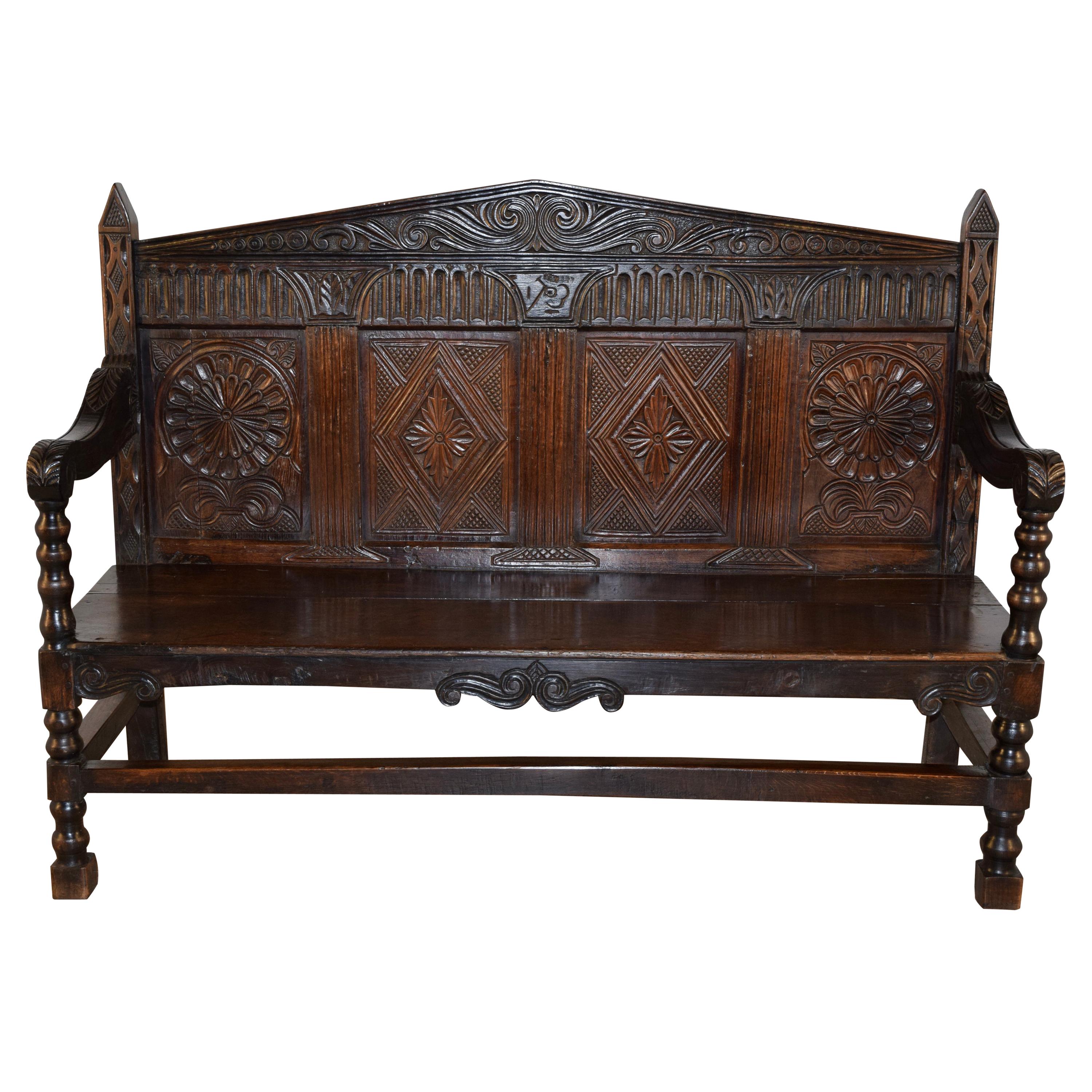 Early Oak Bench, England, 18th Century For Sale at 1stDibs