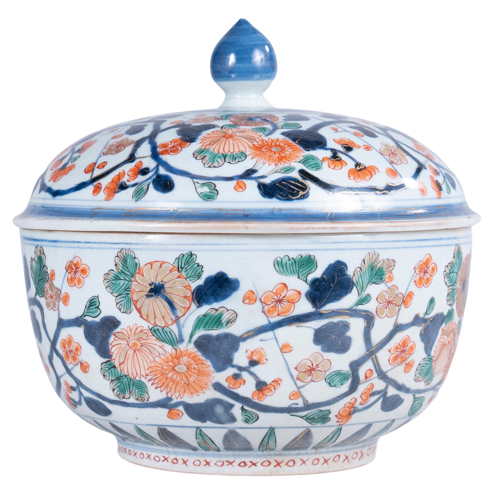 Early 18th Century Japanese Imari Charger For Sale at 1stDibs