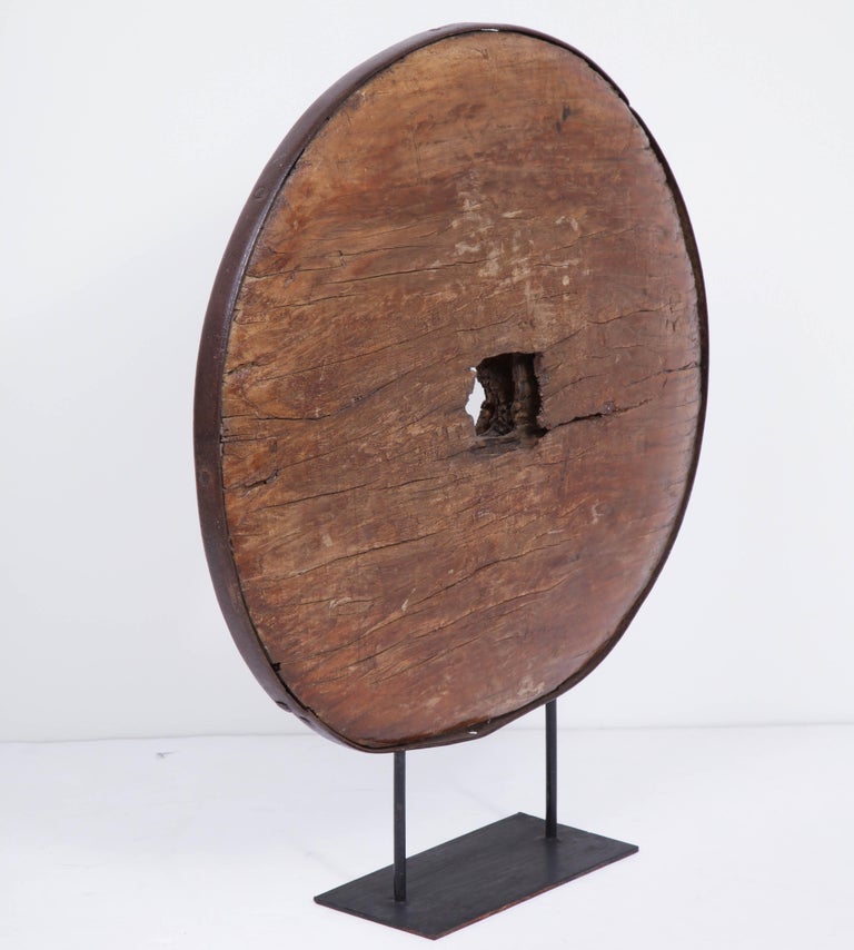Early 18th Century Large African Wheel For Sale at 1stDibs