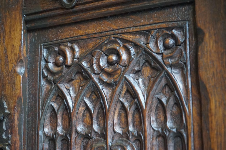 Early 1900s Hand Carved Gothic Revival Oak Drinks Cabinet / Dry Bar ...