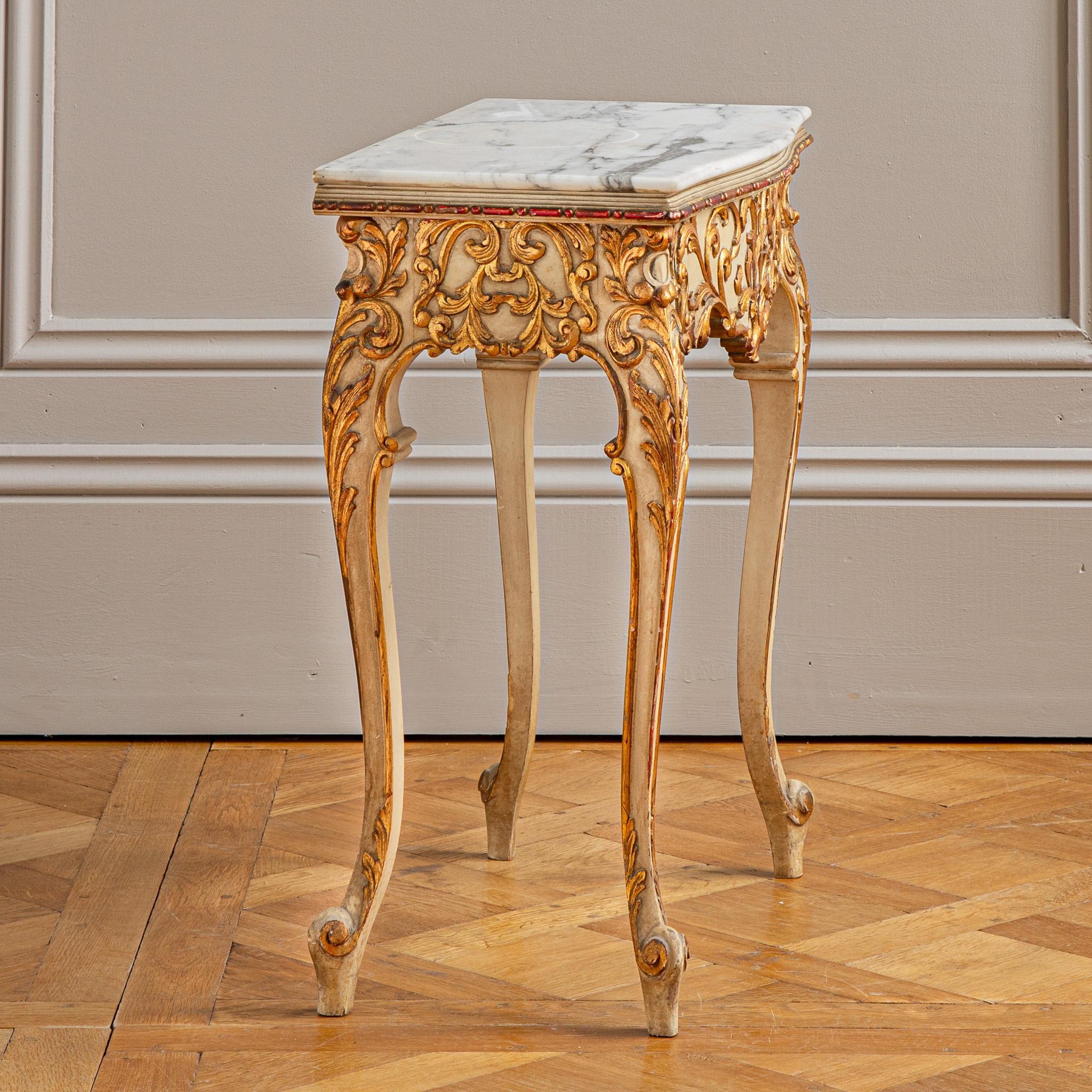 Early 1900's Venetian Style Painted with Giltwood Bedside Tables From ...