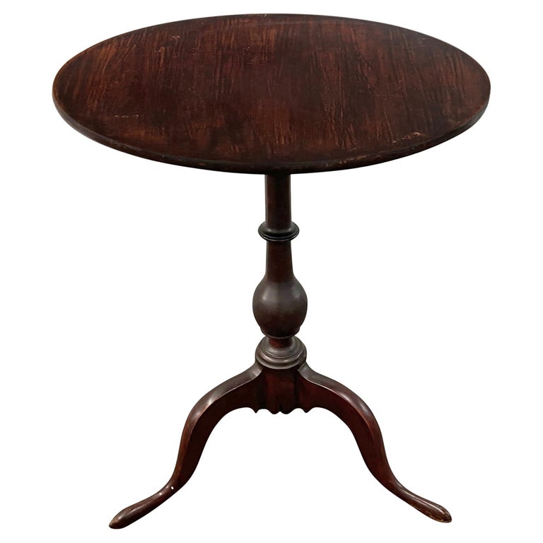 Early 19th Century American Candle Stand For Sale at 1stDibs