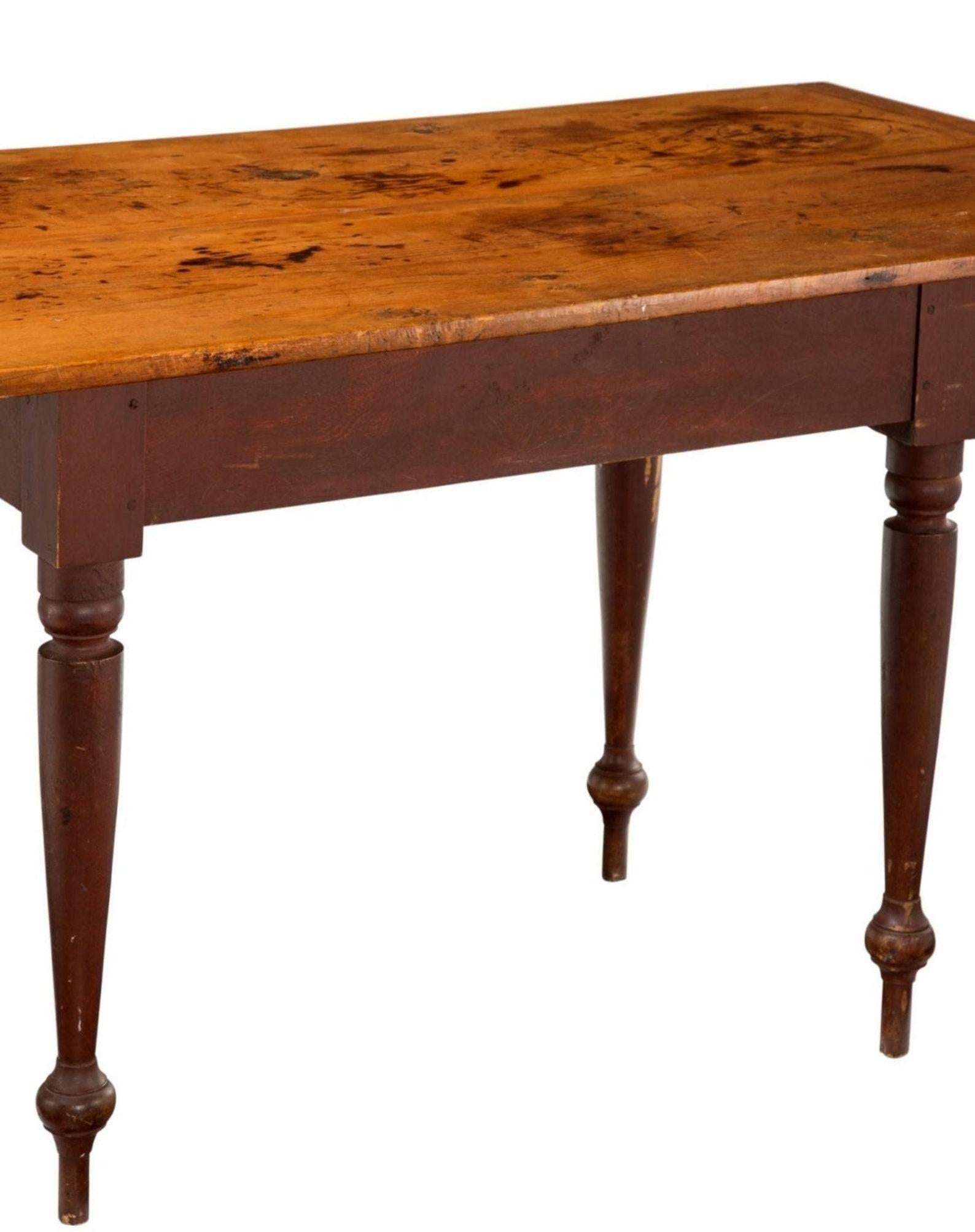 Early 19th Century American Farmhouse Harvest Work Table For Sale at ...