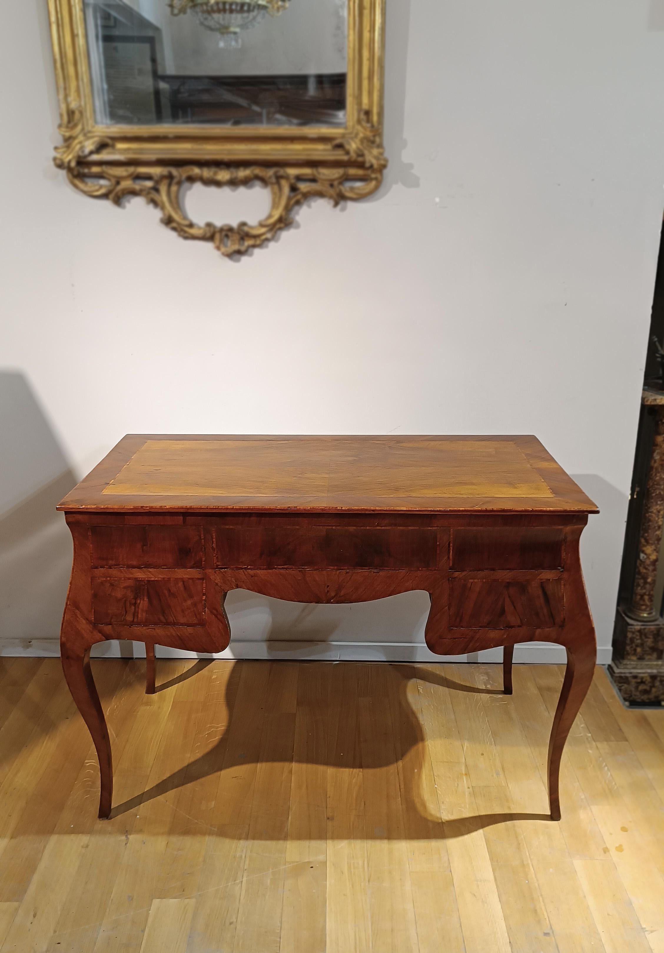 EARLY 19th CENTURY CENTURY WRITING TABLE For Sale at 1stDibs