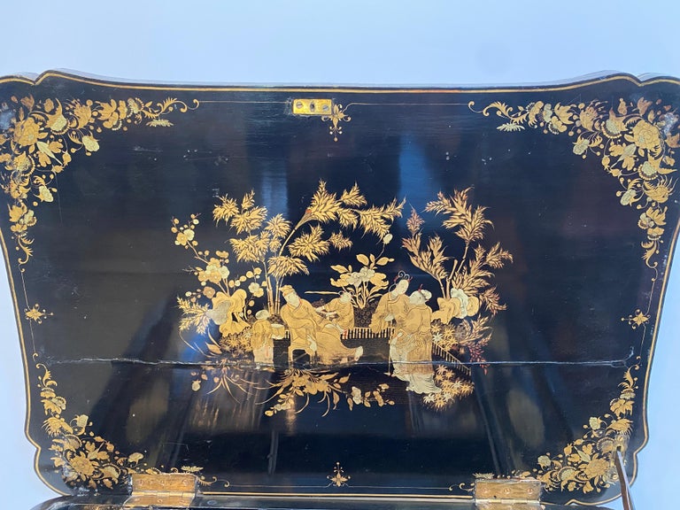 Early 19th Century Chinese Export Lacquer and Gilt Sew Working Table ...
