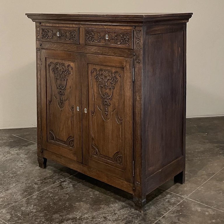 Early 19th Century Country French Louis XVI Buffet or Cabinet For Sale ...