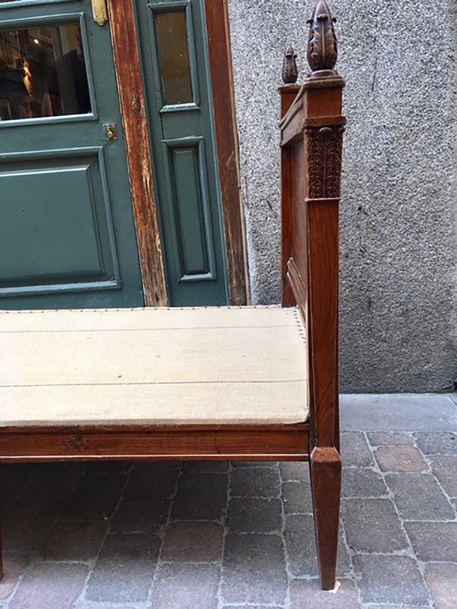 Early 19th Century Directoire French Daybed at 1stDibs