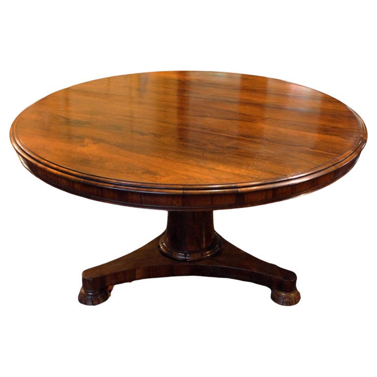 Early 19th Century English Loo or Center Table For Sale at 1stDibs