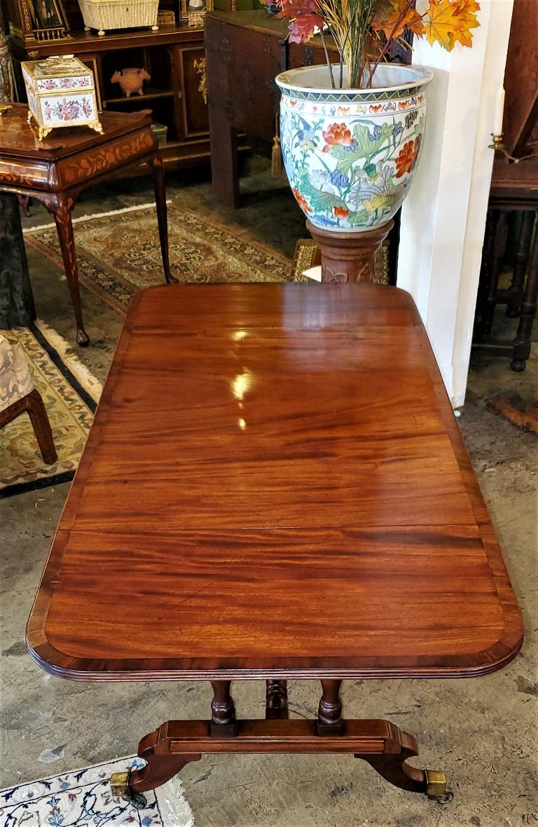 Early 19th Century English Regency Sofa Table For Sale at 1stDibs