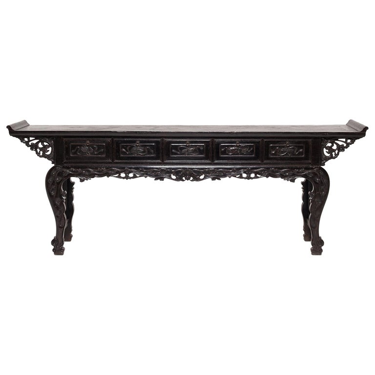 Finely Carved Chinese Console Table, c. 1800 For Sale at 1stDibs
