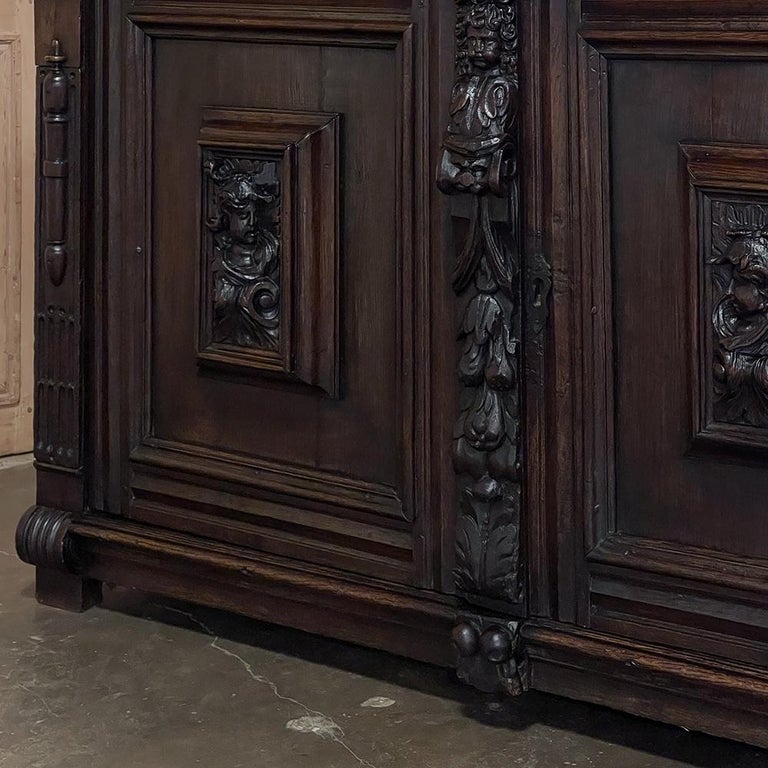 Early 19th Century Flemish Renaissance Buffet For Sale at 1stDibs