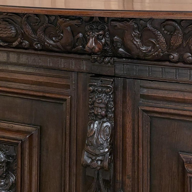 Early 19th Century Flemish Renaissance Buffet For Sale at 1stDibs