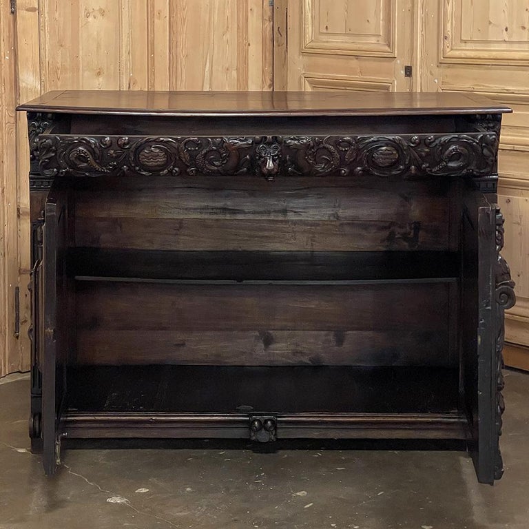 Early 19th Century Flemish Renaissance Buffet For Sale at 1stDibs
