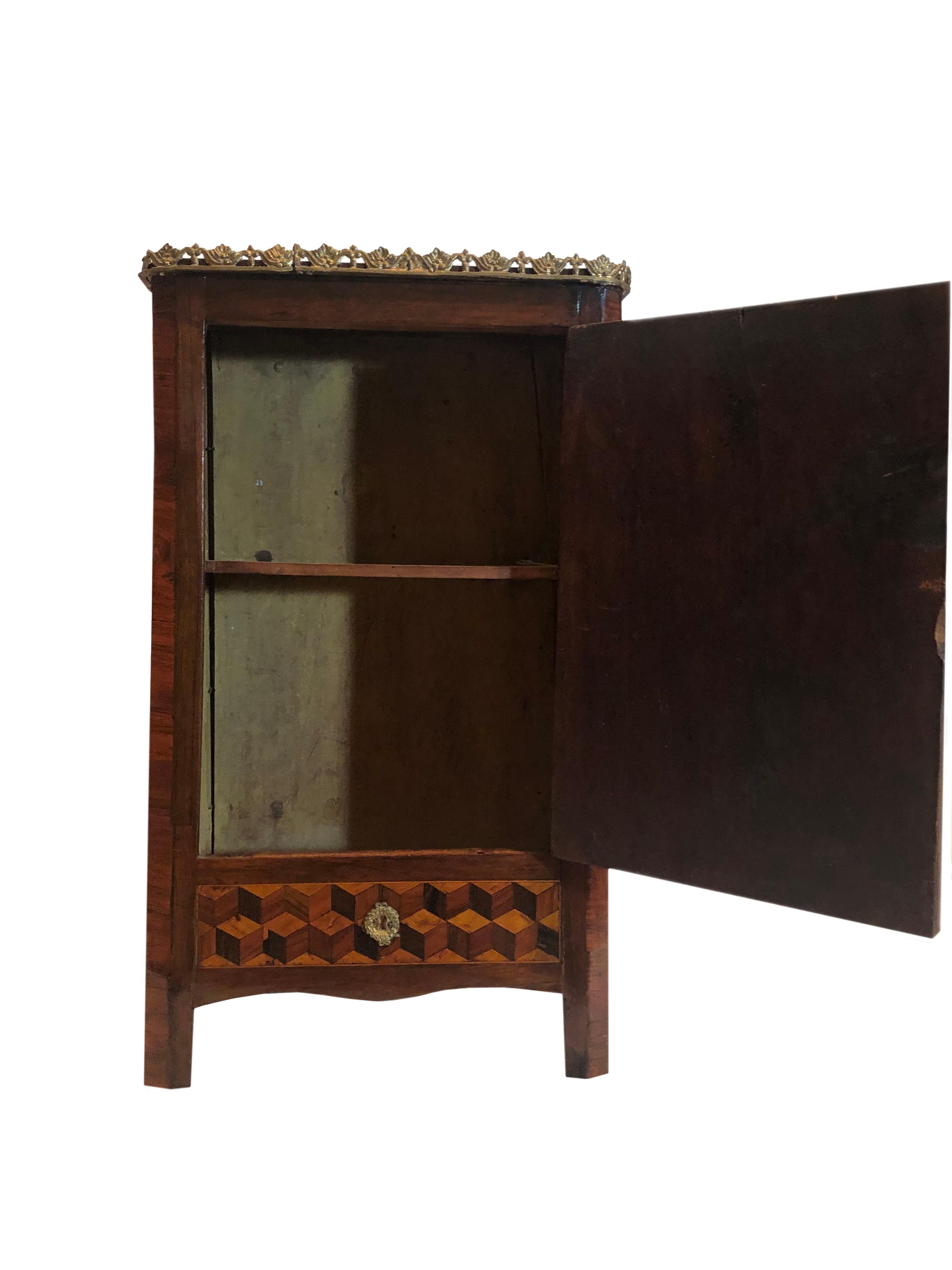 Early 19th Century French Salesman Sample Cupboard For Sale at 1stDibs