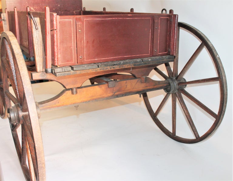 Early 19th Century Original Painted Wagon For Sale at 1stDibs