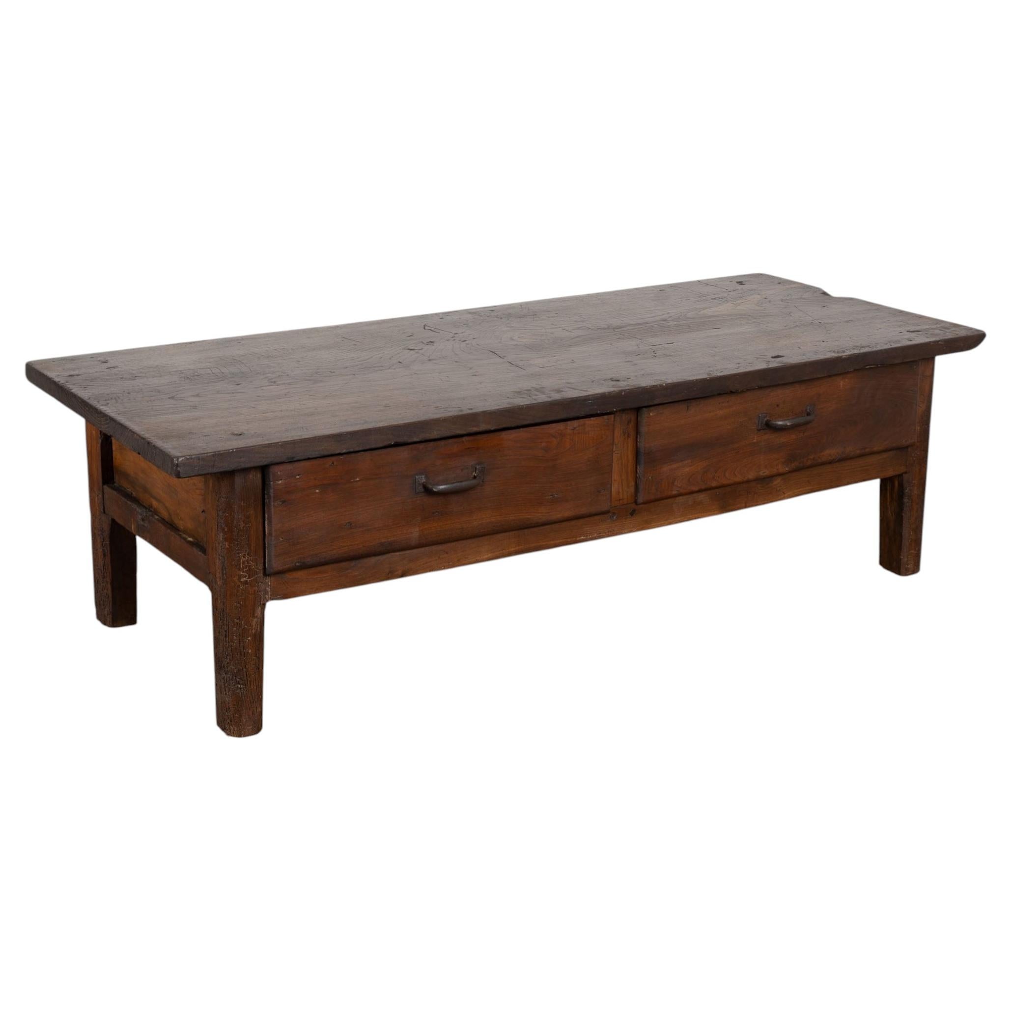Spanish chestnut coffee table, 17th/18th century For Sale at 1stDibs